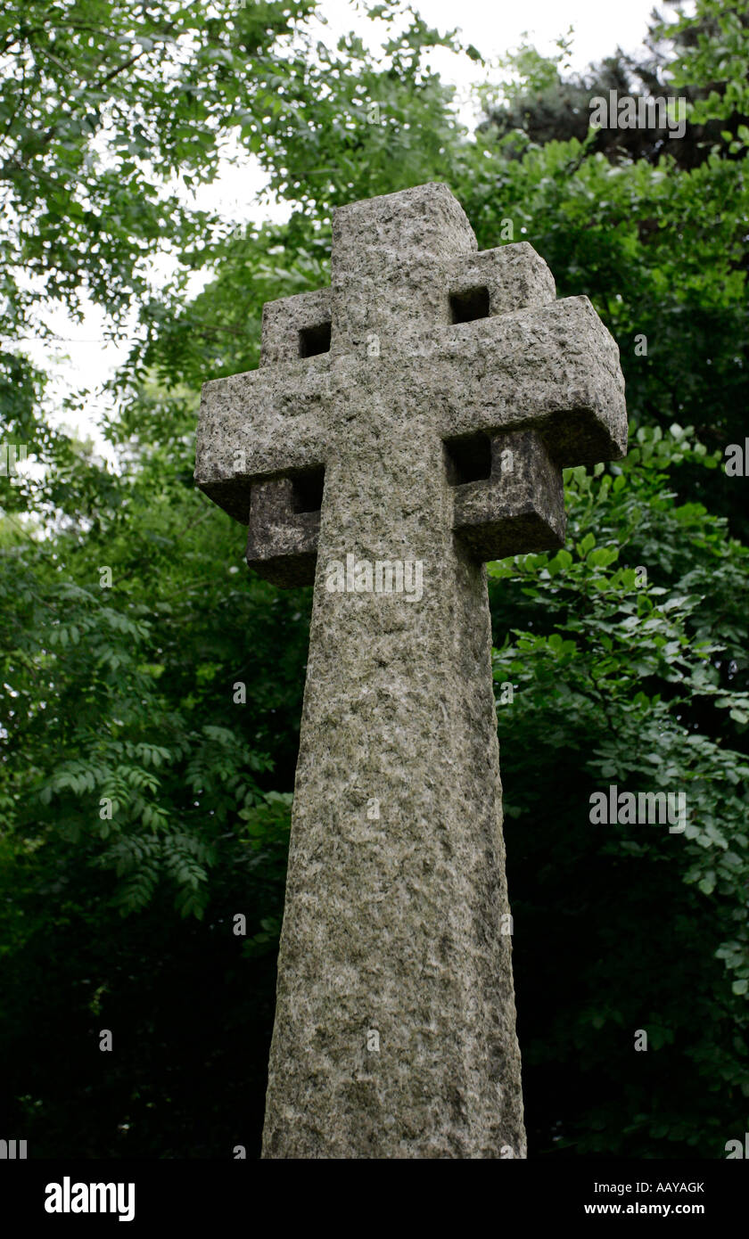 Cross crucifix granite memorial hi-res stock photography and images - Alamy