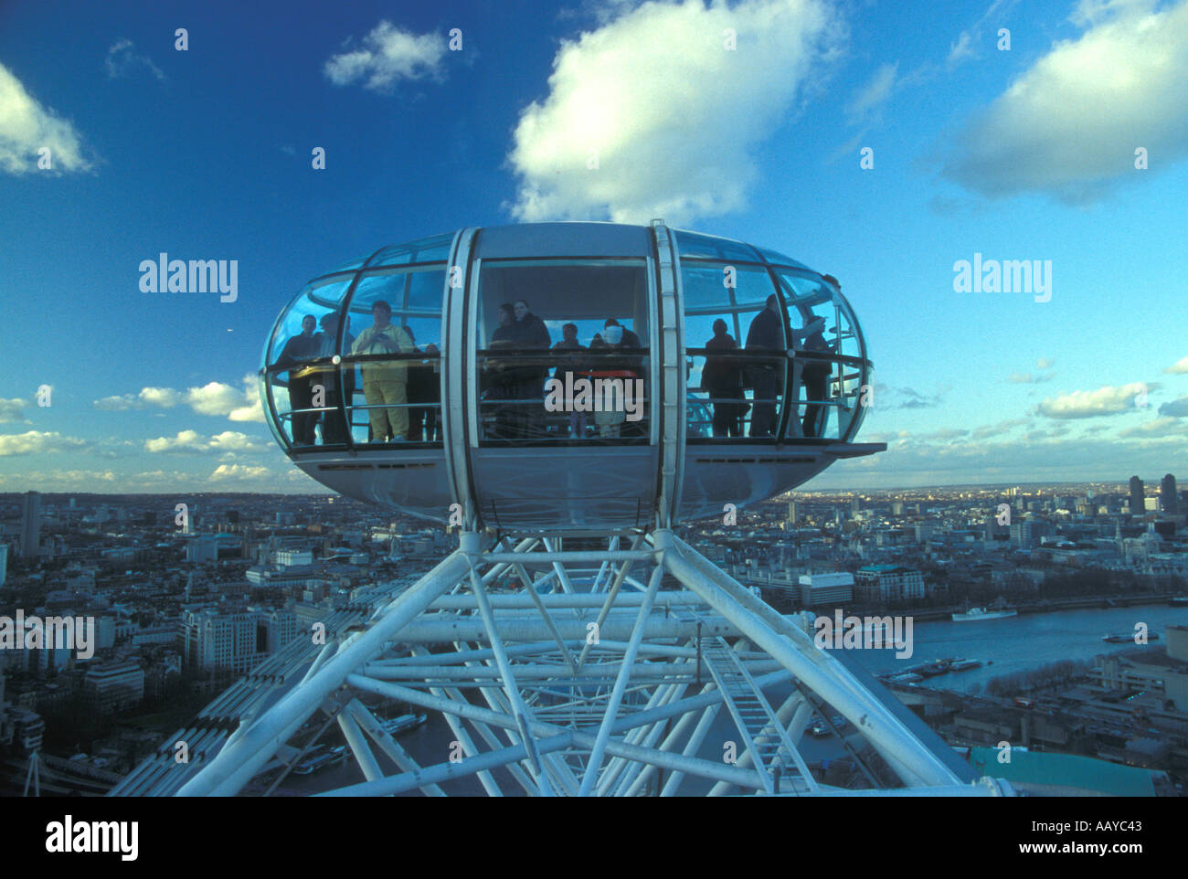 Ferris wheel pod hi-res stock photography and images - Alamy