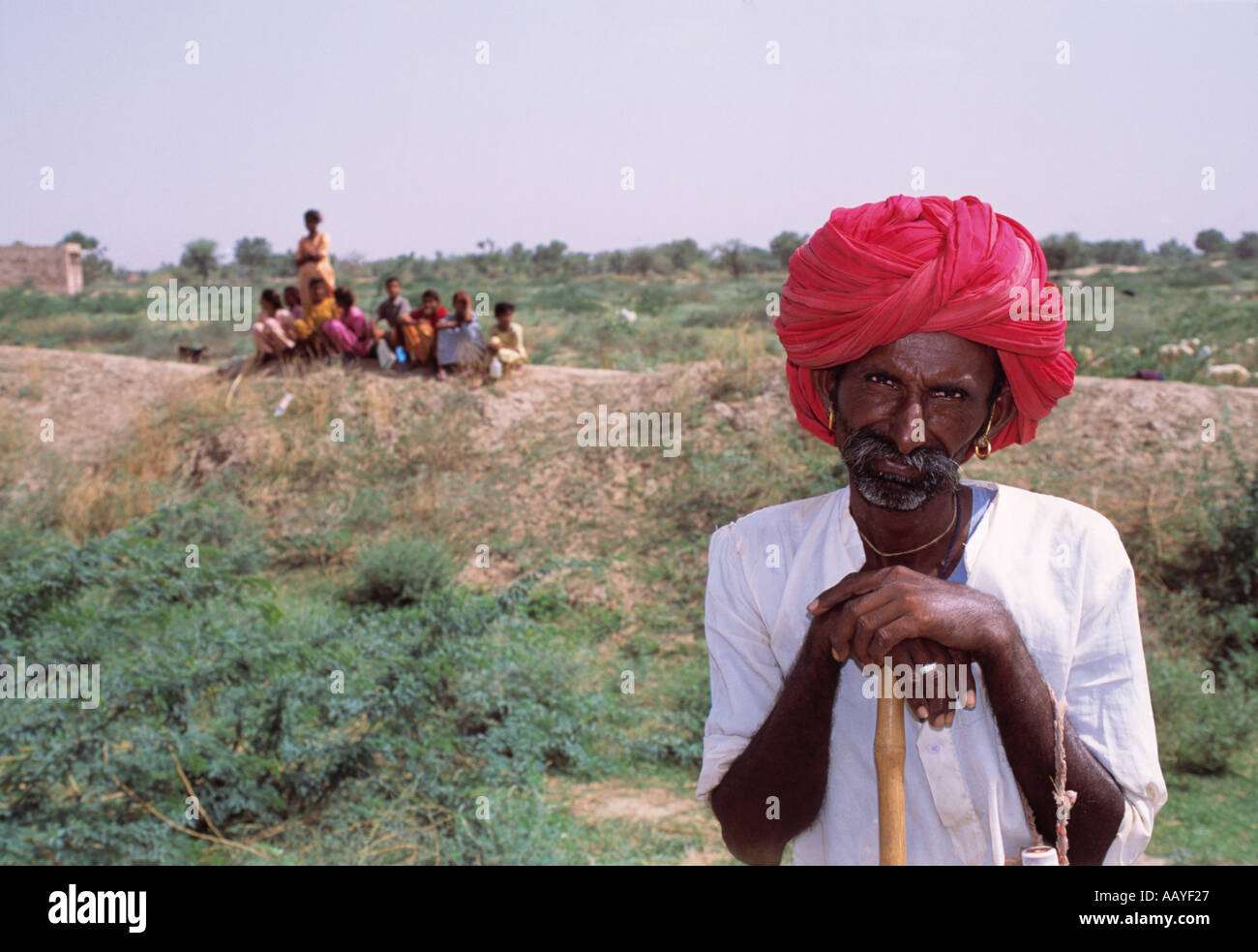 INDIA RAJASTHAN THAR DESERT MAN IN RED TURBAN Stock Photo - Alamy