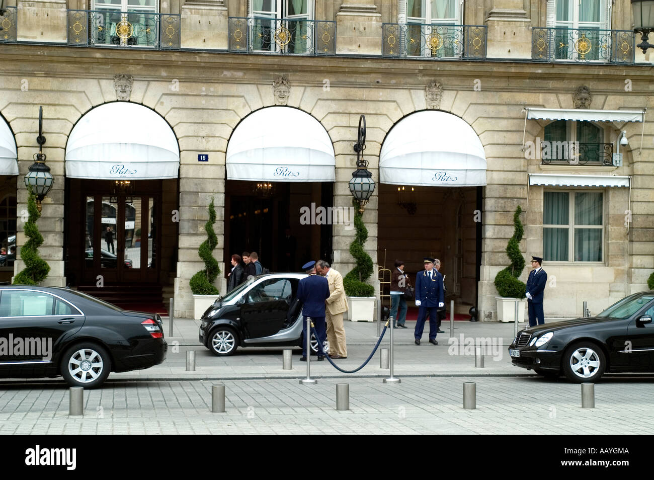 Hotel Ritz Place Vendome Parisian Paris France Stock Photo - Alamy