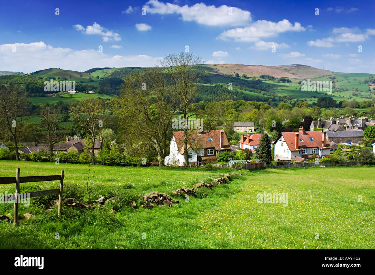 Hathersage High In The Peaks A Traditional Town Very Popular With ...