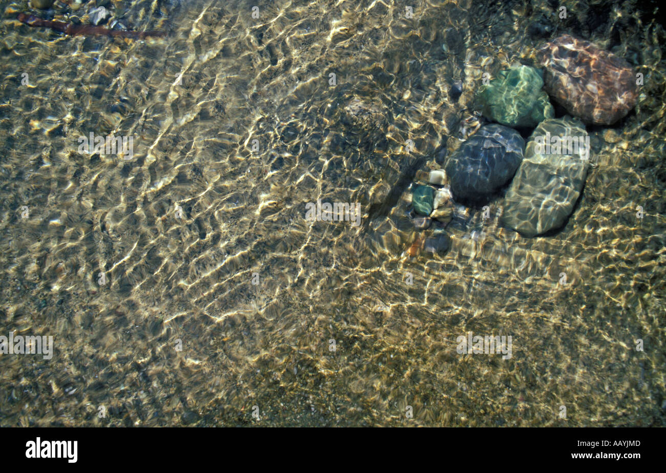 Dielectric mirror hi-res stock photography and images - Alamy