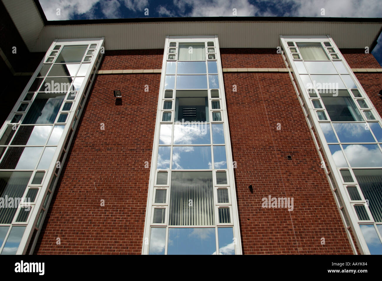 Commercial building uk hi-res stock photography and images - Alamy