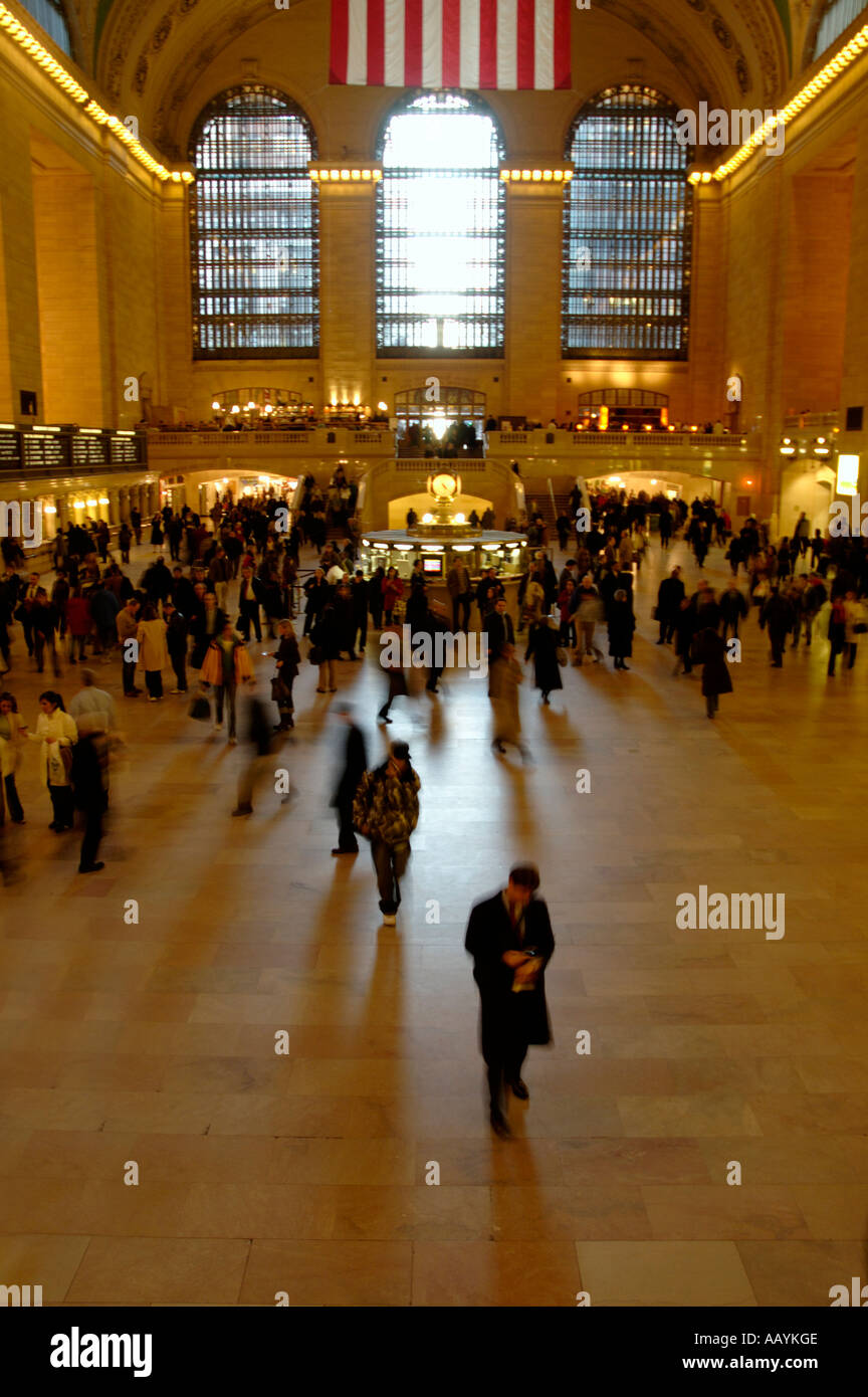 Grand Central Station terminal inside at rush hour Stock Photo - Alamy