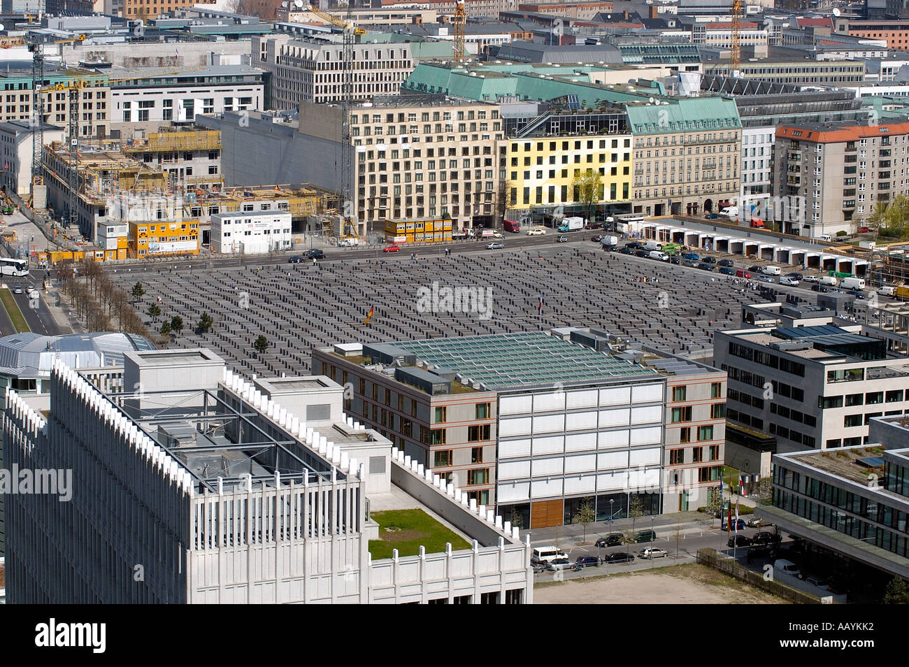 Memorial to the Murdered Jews of Europe Holocaust by Peter Eisenmann ...