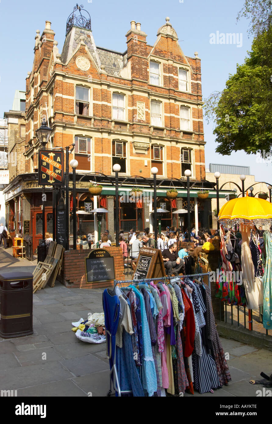 Camden head camden walk hi-res stock photography and images - Alamy