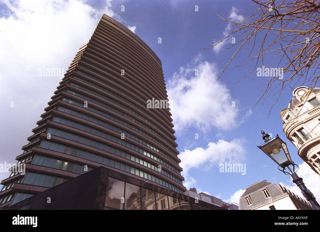 1960s office building hi-res stock photography and images - Alamy