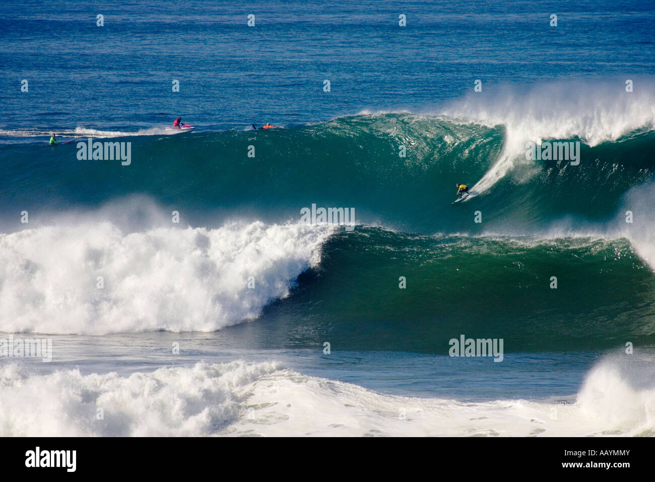 Huge wave surfer competition hi-res stock photography and images - Alamy