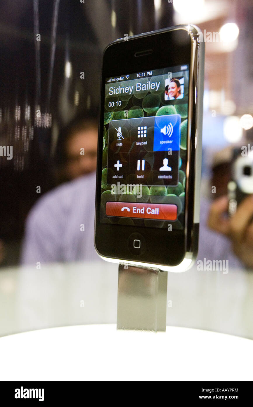 iPhone Display at Macworld 2007 Stock Photo - Alamy