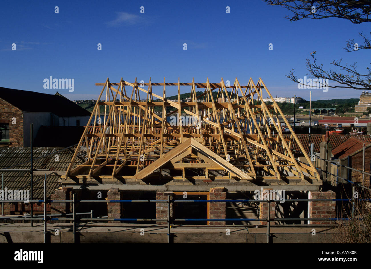 Timber roof construction Stock Photo - Alamy