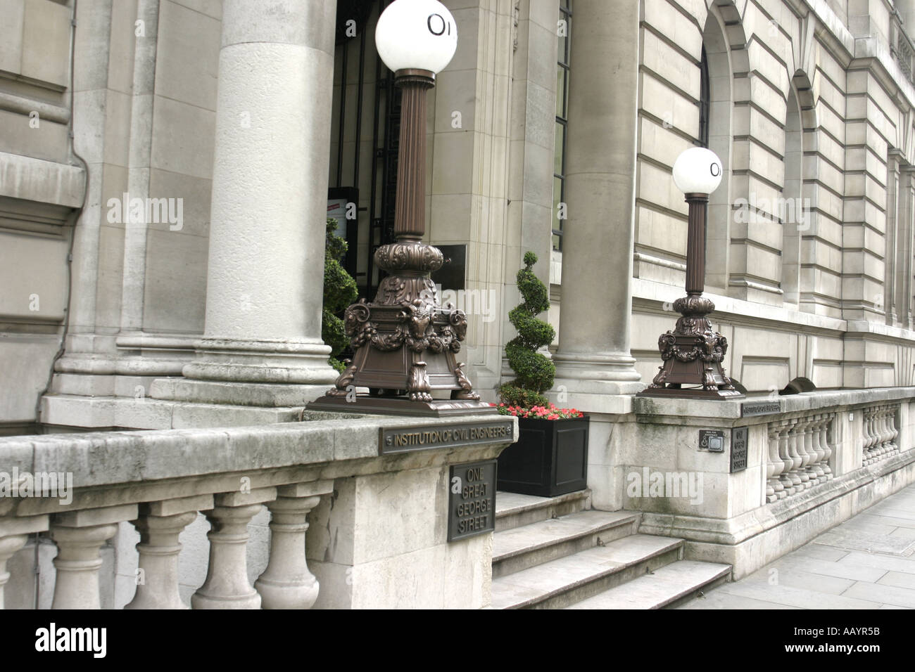 Institute of civil engineers hi-res stock photography and images - Alamy