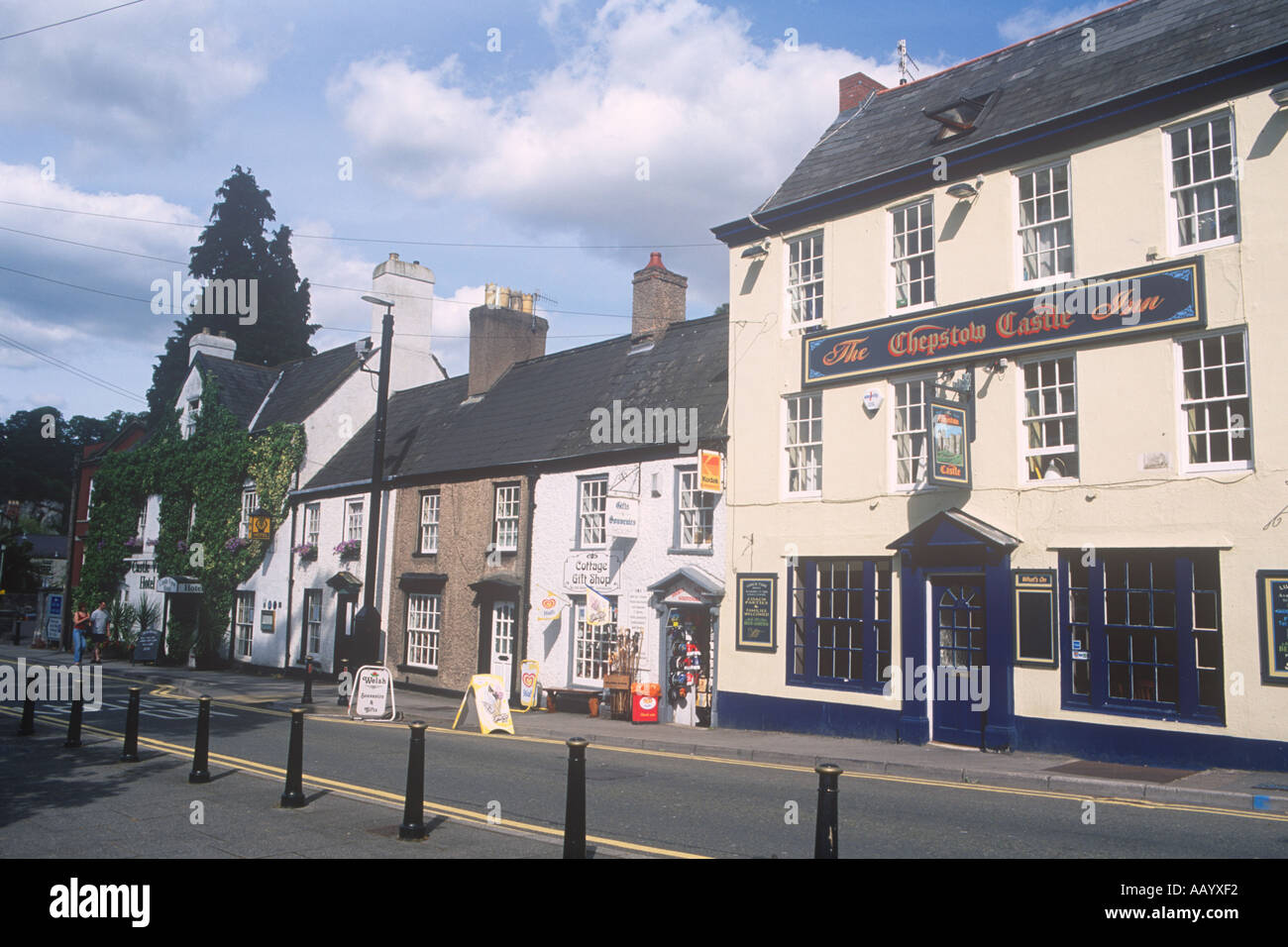 The chepstow pub hi-res stock photography and images - Alamy