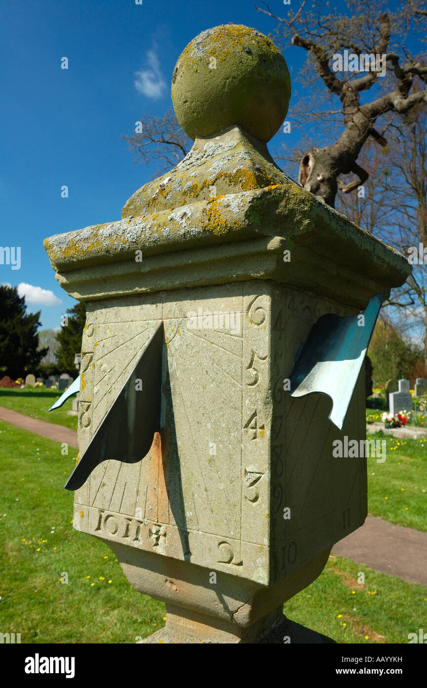 Sundial gnomon clock hi-res stock photography and images - Alamy