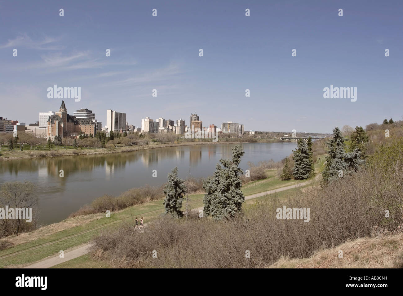 Saskatoon skyline and the south saskatchewan river hi-res stock ...