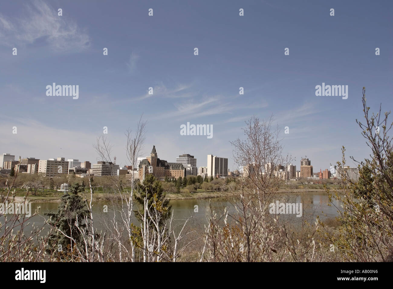Saskatoon skyline and the south saskatchewan river hi-res stock ...