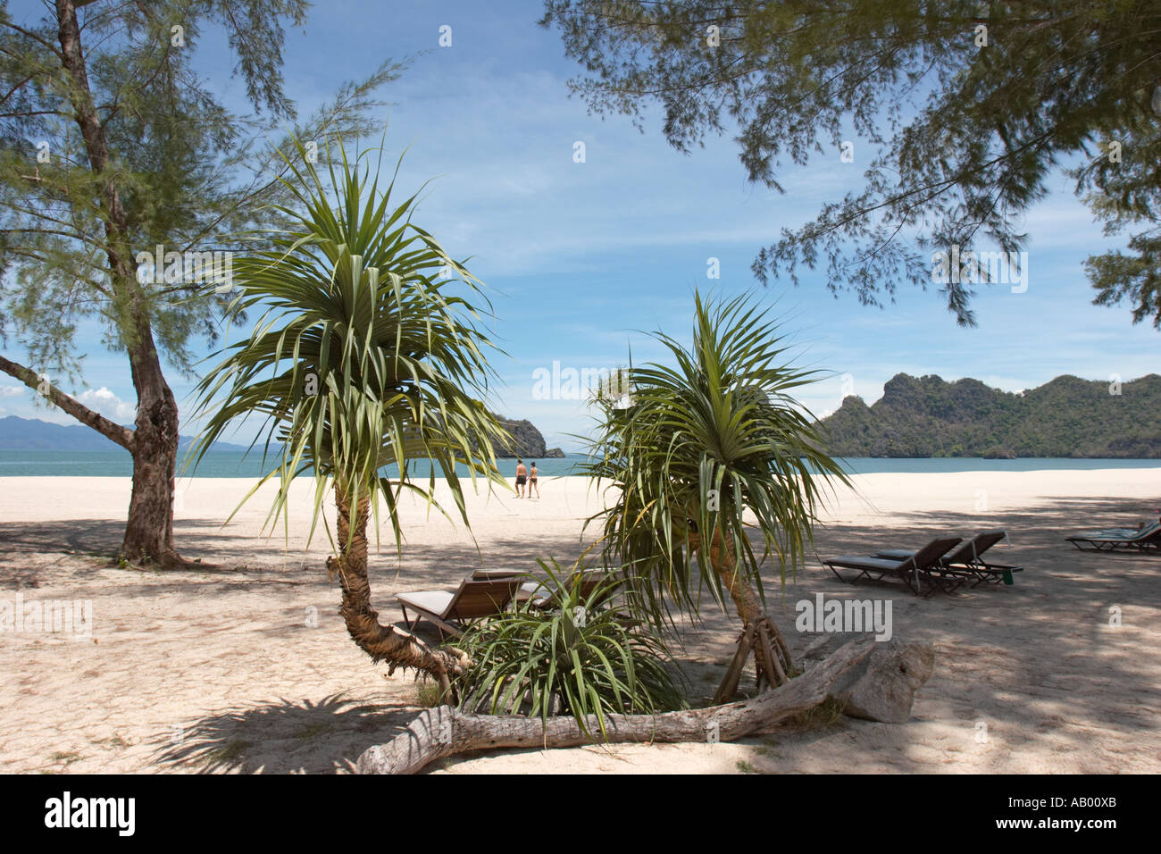 Tanjung rhu beach hi-res stock photography and images - Alamy