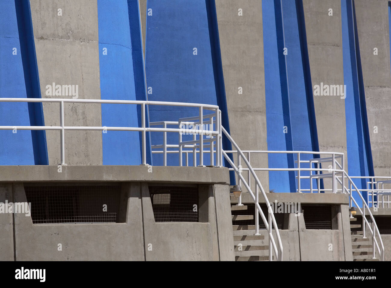 Gardiner dam saskatchewan hi-res stock photography and images - Alamy
