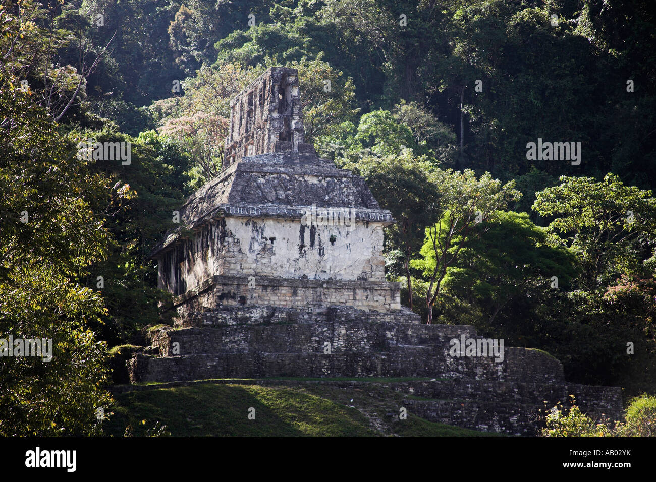 Palenque mexico temple temples hi-res stock photography and images - Alamy
