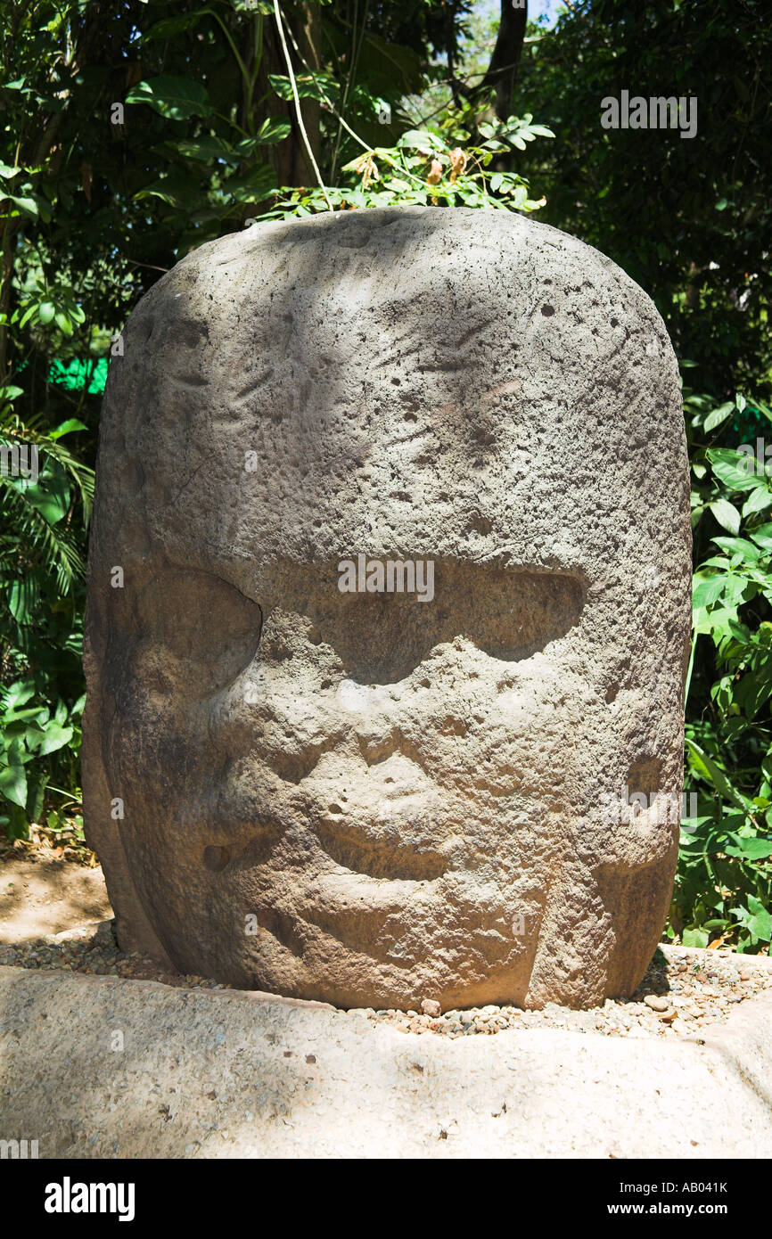 The Young Warrior, Olmec Archaeological Museum, Parque La Venta ...