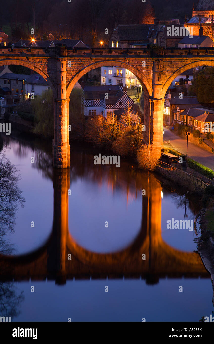 Leeds victorian viaduct hi-res stock photography and images - Alamy
