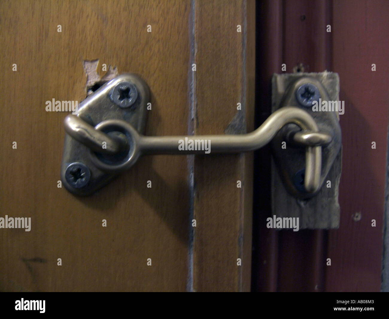 Hinge hook hi-res stock photography and images - Alamy
