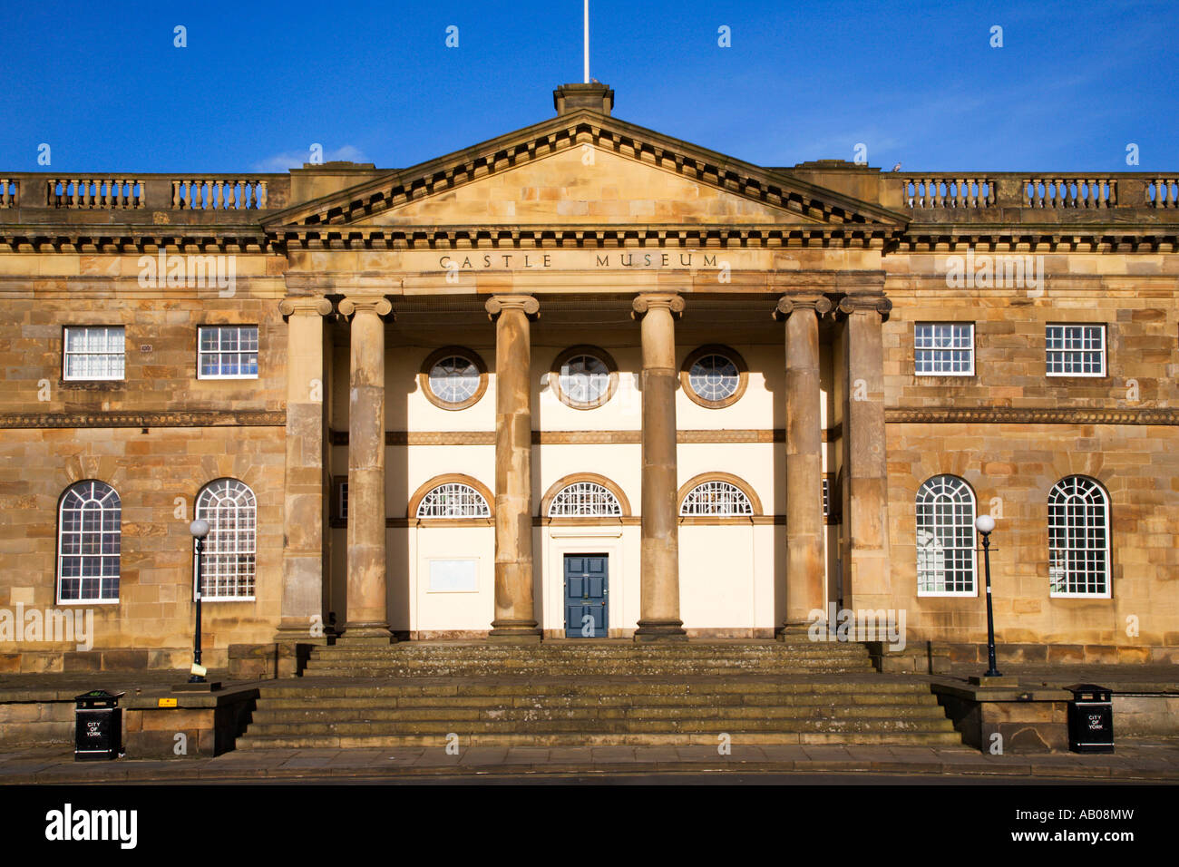 York castle prison museum hi-res stock photography and images - Alamy