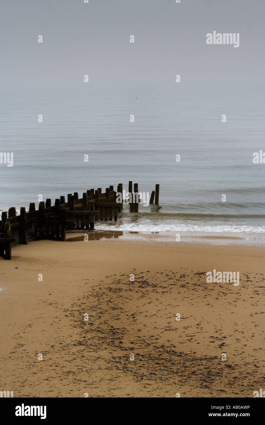 North Norfolk beach and sea breakers Stock Photo - Alamy