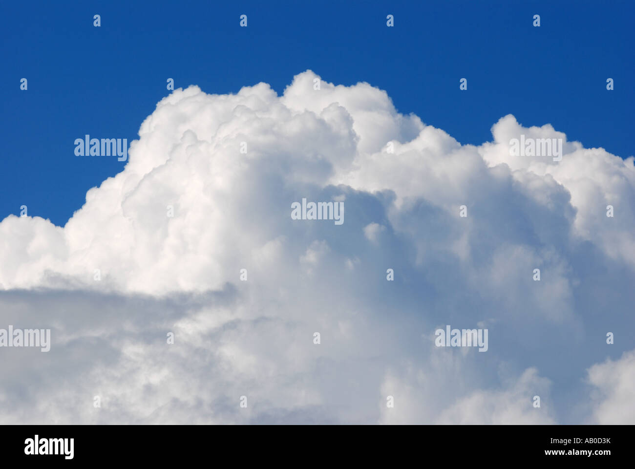 Cummulus clouds hi-res stock photography and images - Alamy