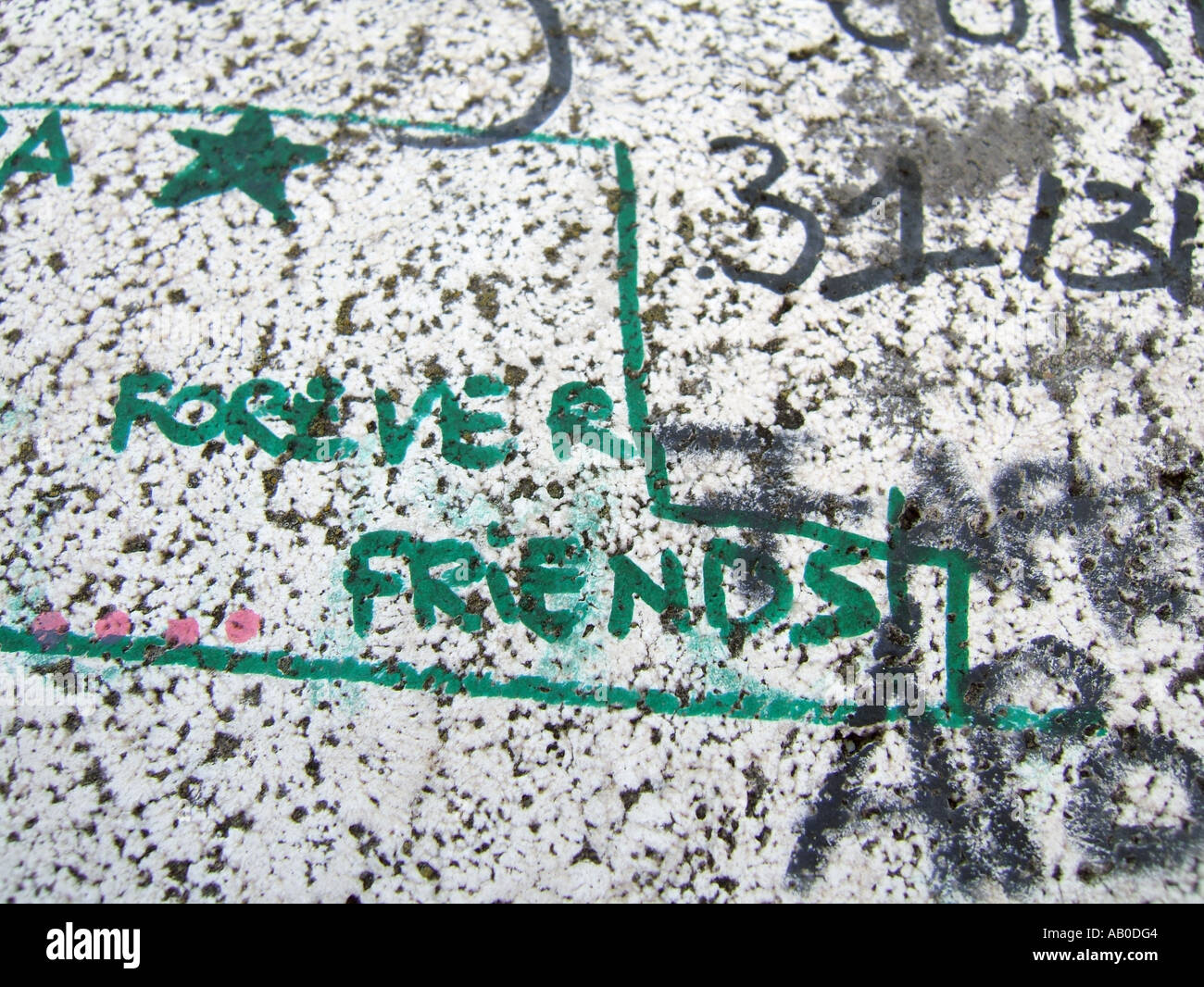 forever friends written on wall Stock Photo - Alamy