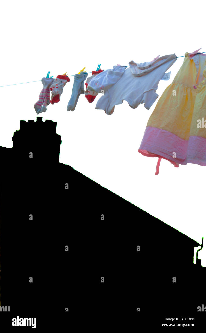 House silhouette washing line hi-res stock photography and images - Alamy