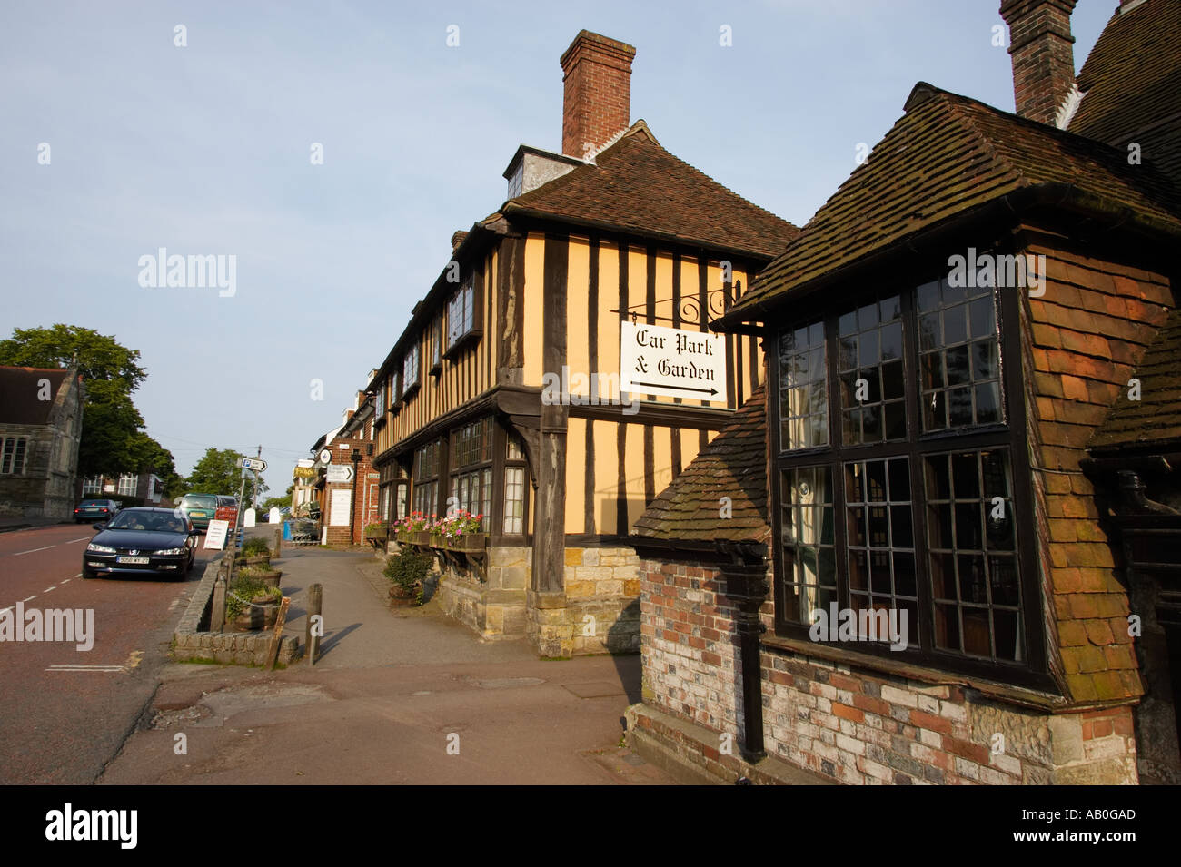 Mayfield sussex hi-res stock photography and images - Alamy