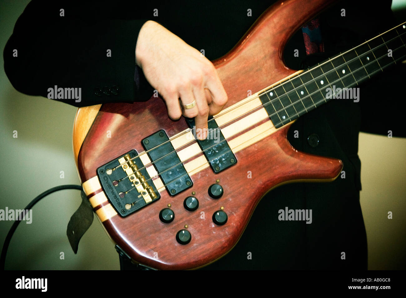 Right hand technique guitarist playing hi-res stock photography and ...