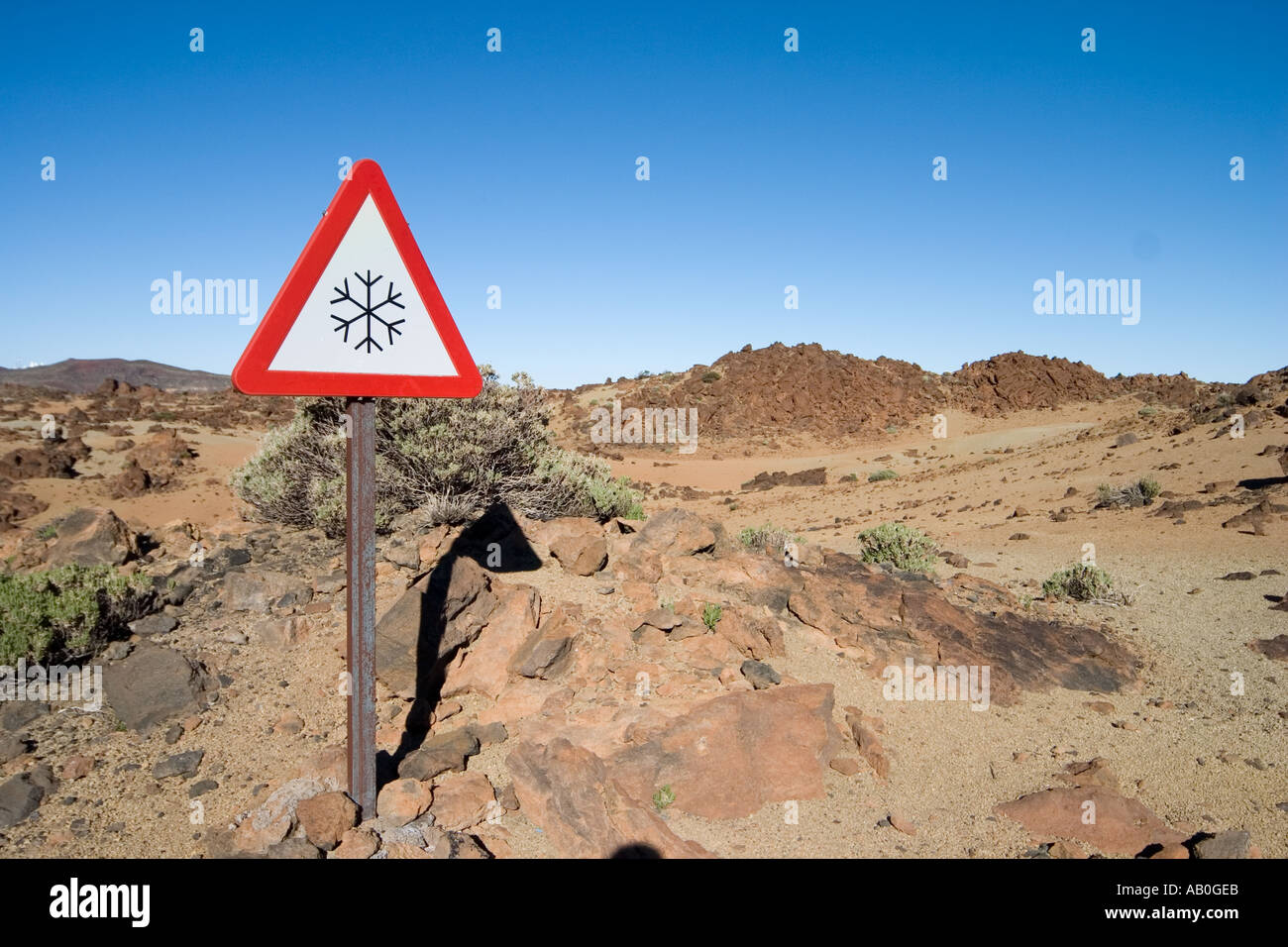 Mount teide and tenerife and sign hi-res stock photography and images ...