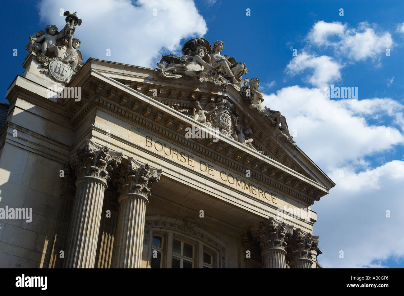 Stock exchange paris hi-res stock photography and images - Alamy