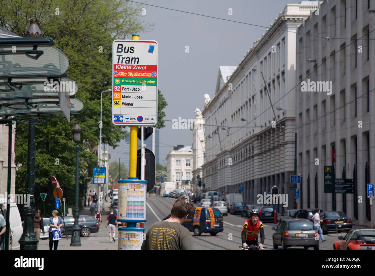 Brussels tour bus hi-res stock photography and images - Alamy