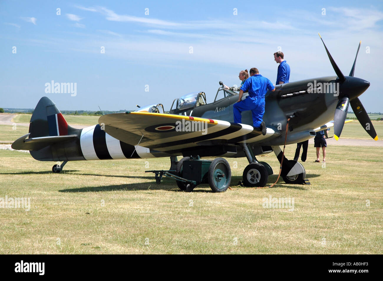 The spitfire ground hi-res stock photography and images - Alamy