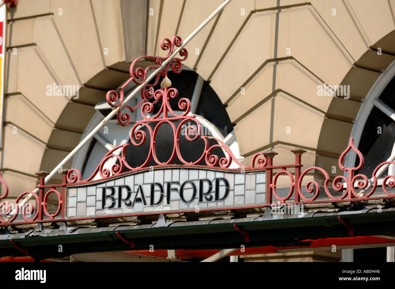 Bradford sign Manchester Victoria railway station Stock Photo - Alamy