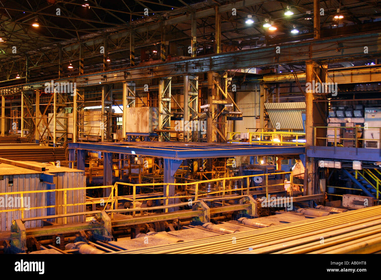 Record processing hi-res stock photography and images - Alamy