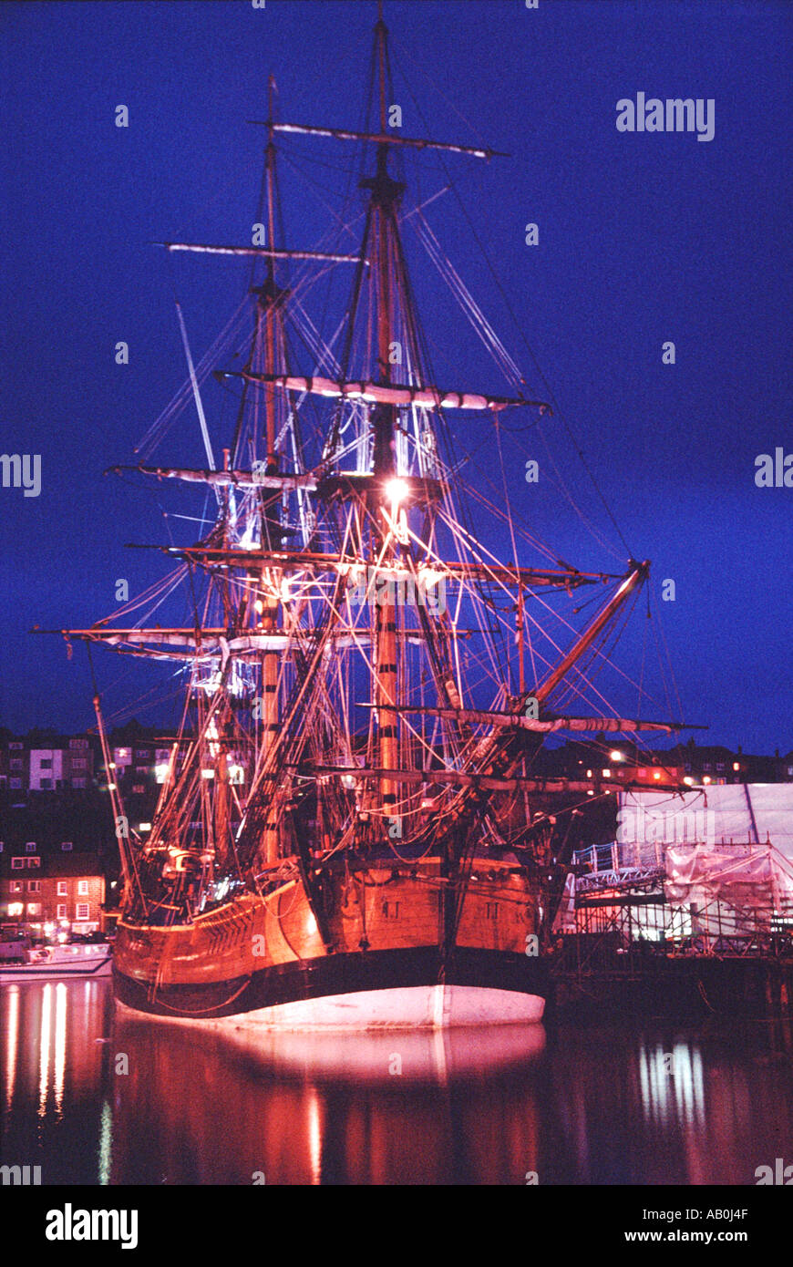 Endeavour ship james cook hi-res stock photography and images - Alamy