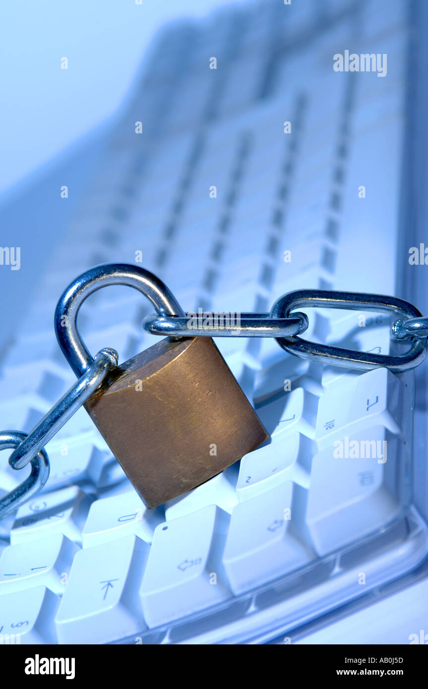 Computer padlock hi-res stock photography and images - Alamy