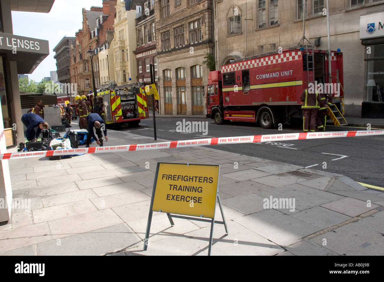 Firefighters central hi-res stock photography and images - Alamy