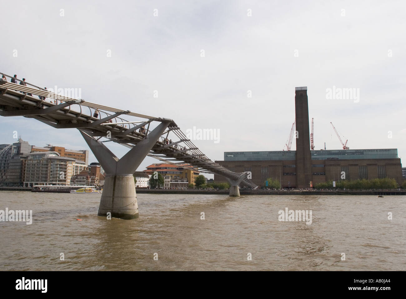Thames Bridge High Resolution Stock Photography and Images - Alamy