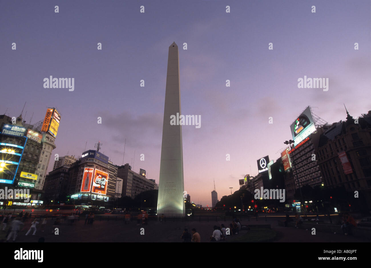 Obelisk argentina hi-res stock photography and images - Alamy