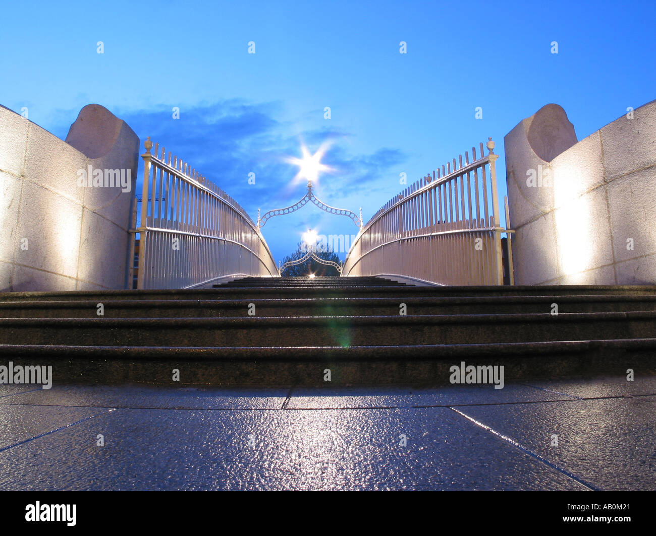 Halfpenny bridge in Dublin at dusk in frog eye view Stock Photo - Alamy