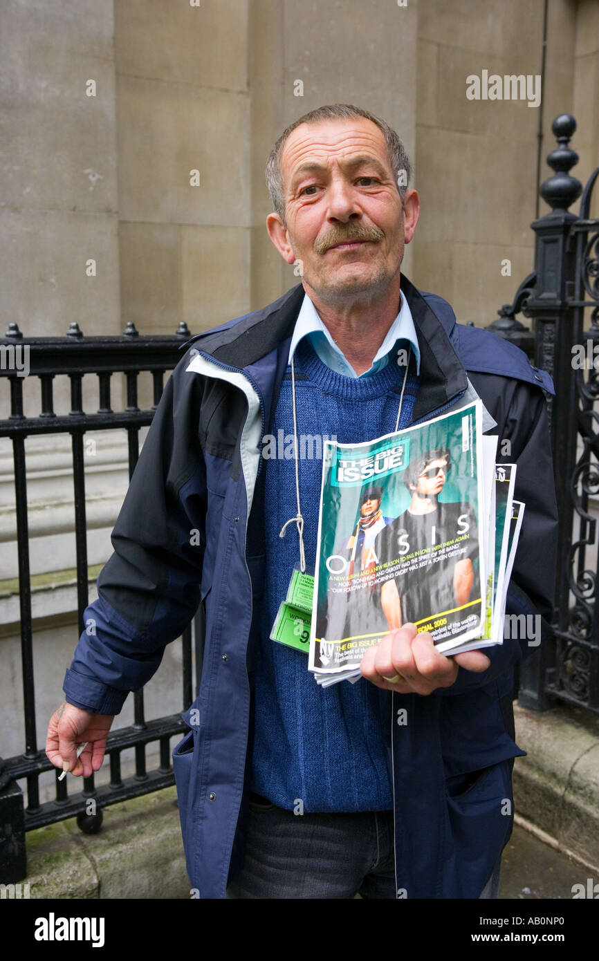 Male big issue seller hi-res stock photography and images - Alamy