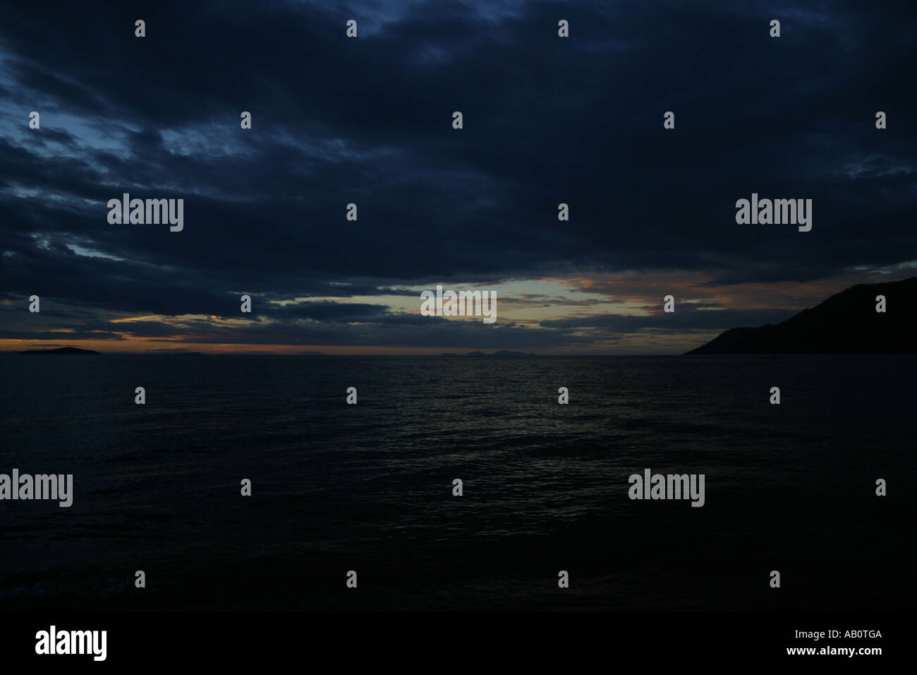 Malawi lakeshore hi-res stock photography and images - Alamy