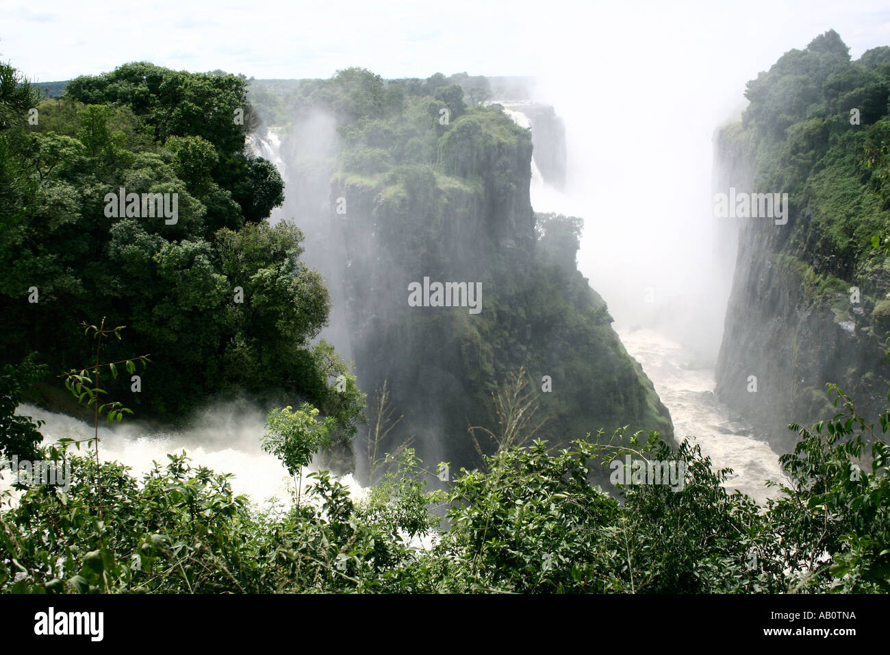 Gully erosion africa hi-res stock photography and images - Alamy