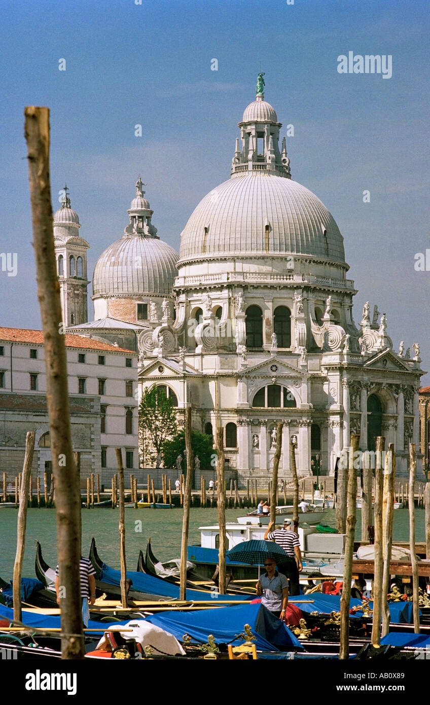 The magnificent church of Santa Maria della Salute on the Grand Canal ...