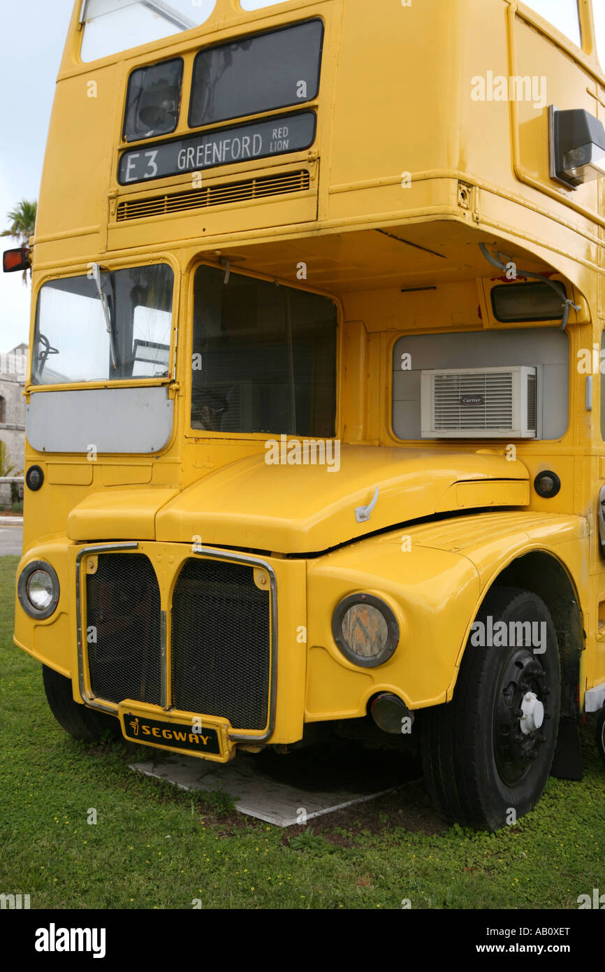 Bermuda island bus hi-res stock photography and images - Alamy