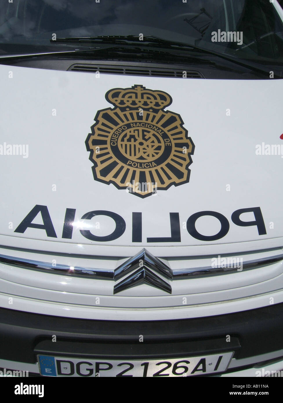 spanish police car Stock Photo - Alamy